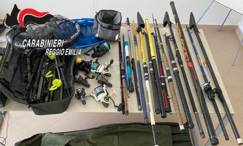 Ruba materiale da pesca per 7000 euro e lo rivende a 75 euro
